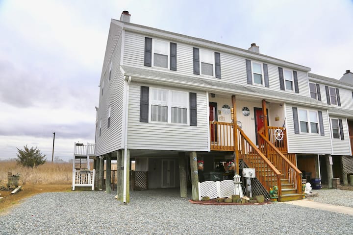 Little Heaven Holiday Rentals & Homes - Delaware, United States | Airbnb