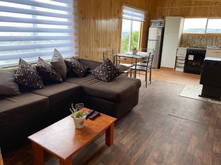 Acogedora Casa De Huéspedes. - Quellón