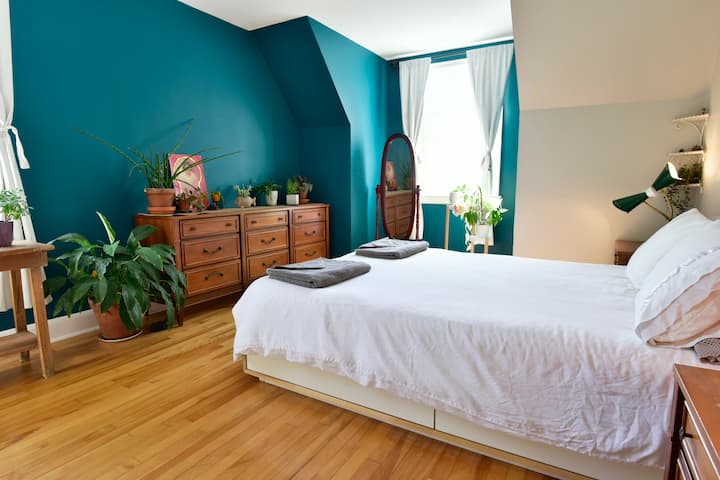 Bright Heritage Westboro Home For The Plant Lover! - Ottawa