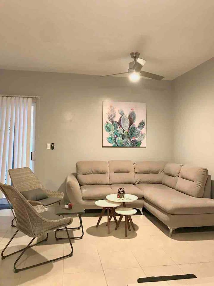 Cozy Views | A/c | Safe 24/7 | Biz & Fun - Santa Catarina, México