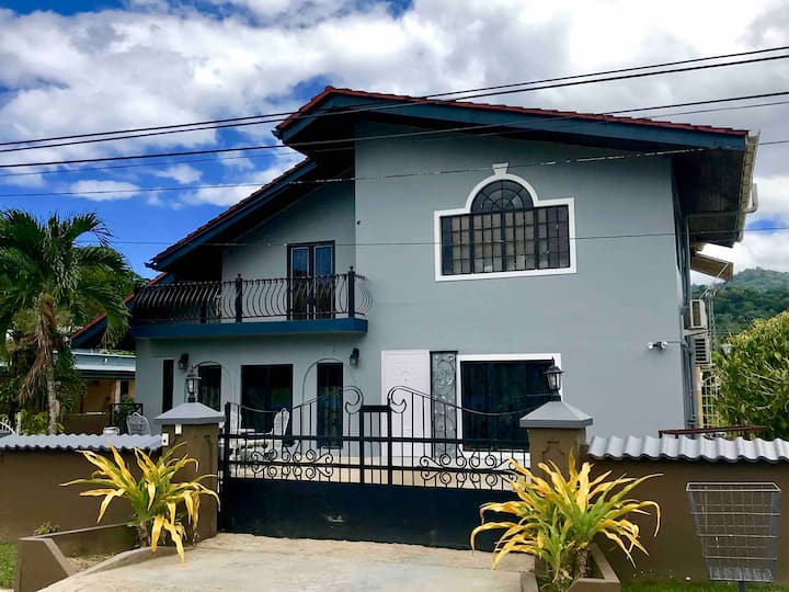 Angel's Guest House Tt Uppersantacruzresidential - Port of Spain