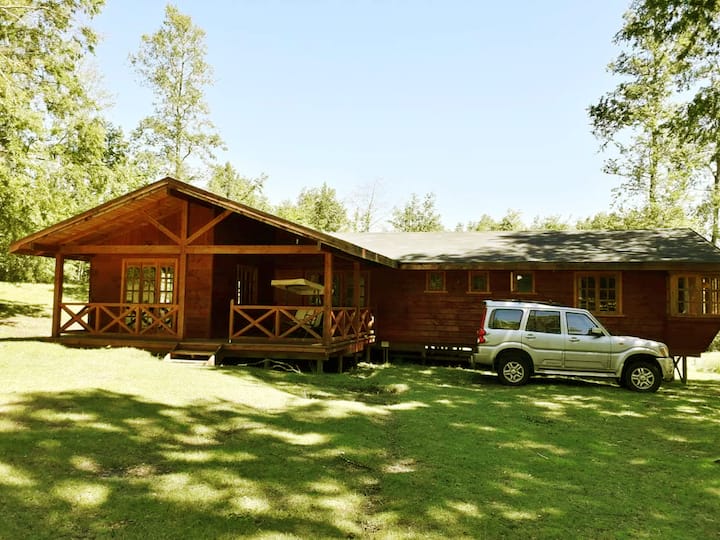Bello Chalet Y Entorno Al Sur De Chile: Pucón - Araucanía
