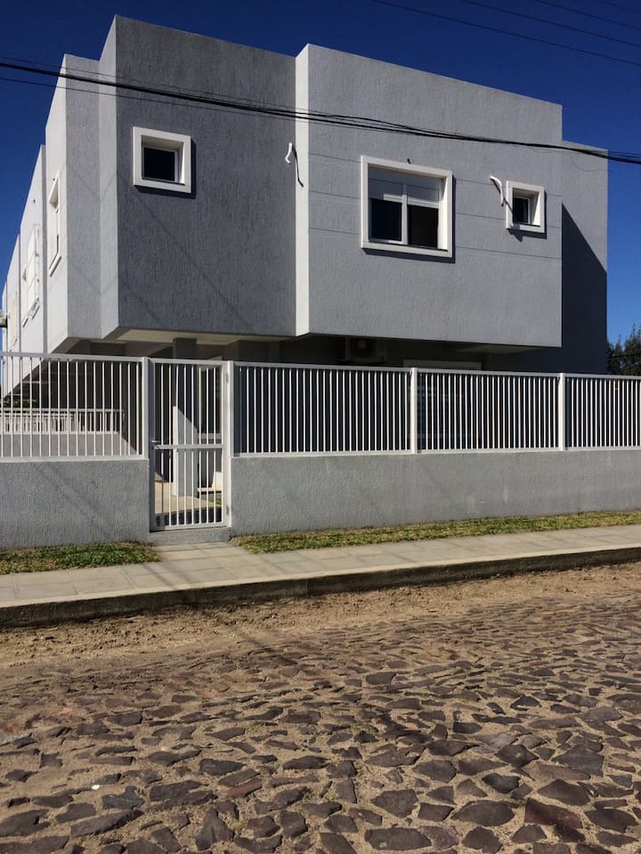 ÓTima Casa Para Curtir Com Família E Amigos - Tramandaí