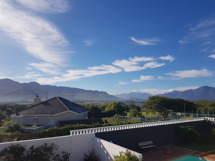 Kortrijk Paarl Self Catering - Paarl