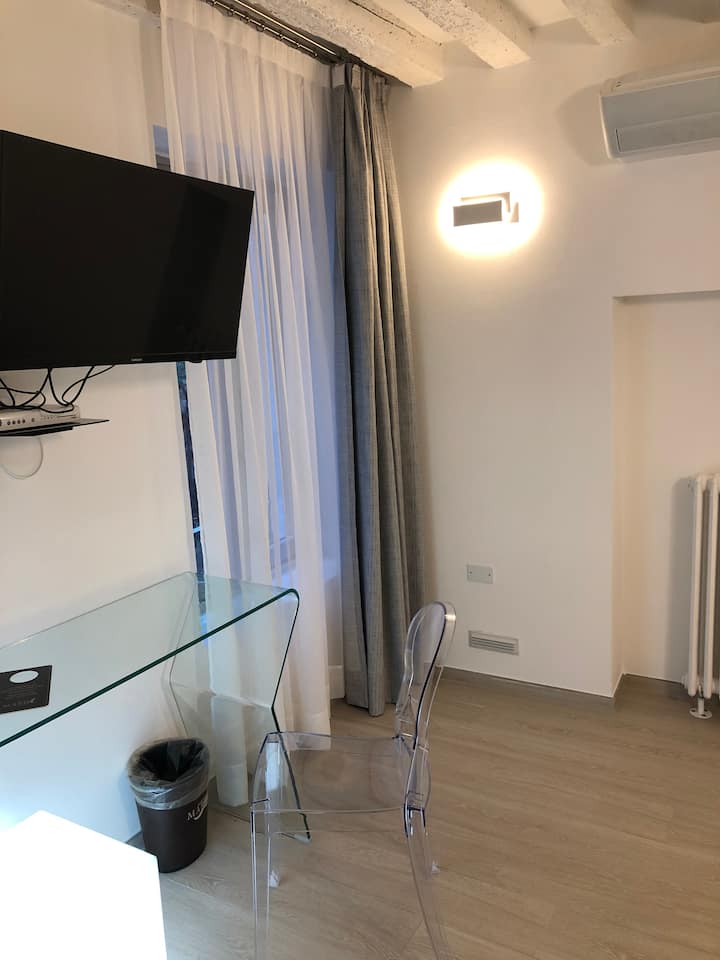 Modern Mini Loft | Wi-fi | A/c | Small Court - Venedig