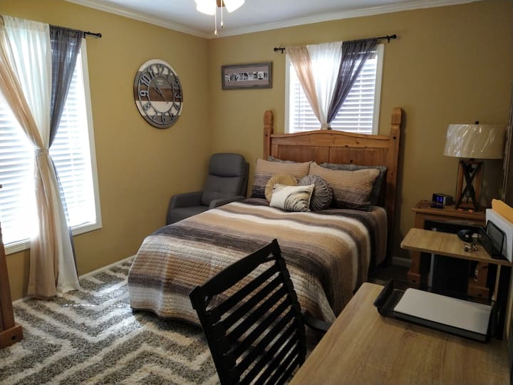 Cozy Mobile In Mansfield (Room #2) - Mansfield, TX