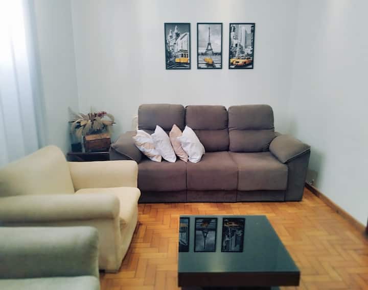 Quarto Melhor Lugar Da Savassi - Belo Horizonte