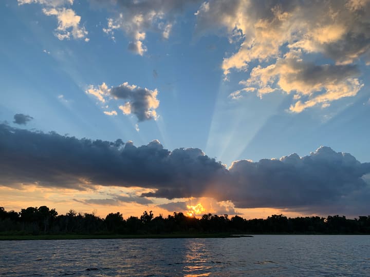 The Grandview Lake House - Lochloosa Lake, FL