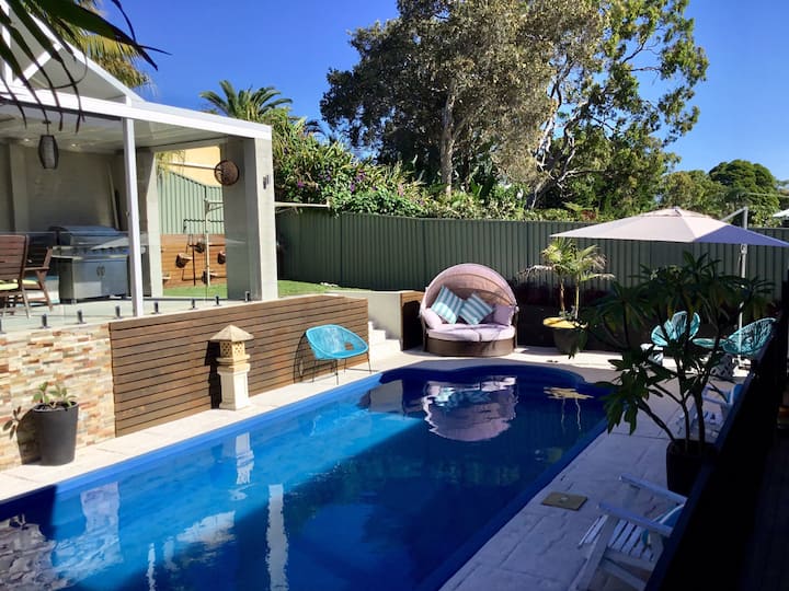 Central Coast Spacious Oasis, Walk To Beach - Bateau Bay
