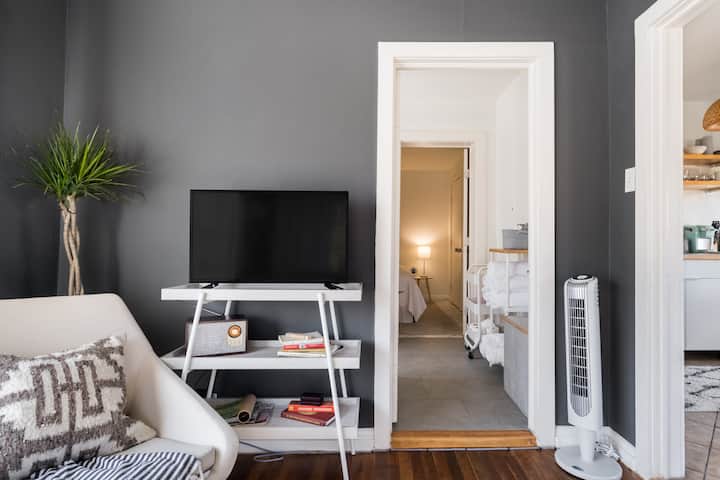 Guesthouse Gem Tucked In The Heart Of The Deco District - Elm Creek - San Antonio
