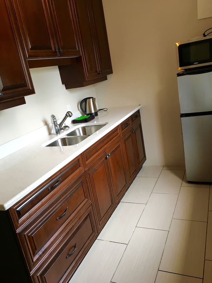 Room In Charming Character Suite - Victoria