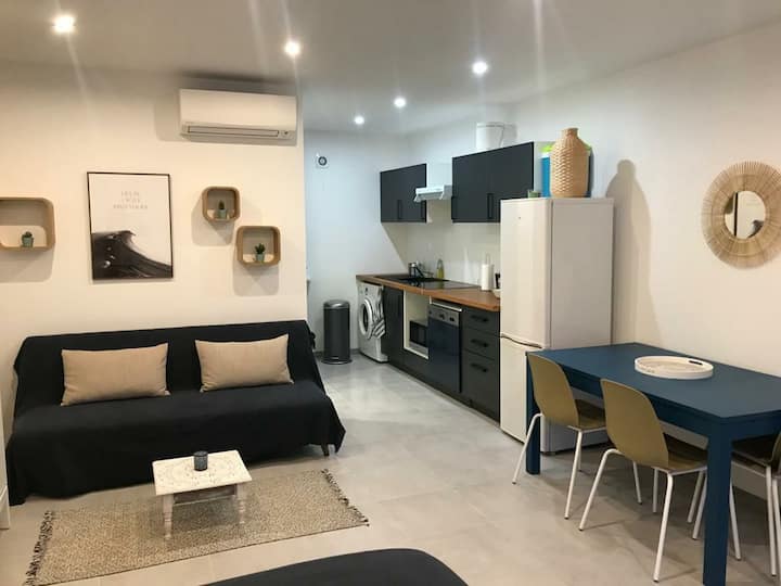 Magnifique Studio Climatisé En Bord De Mer - Hyères