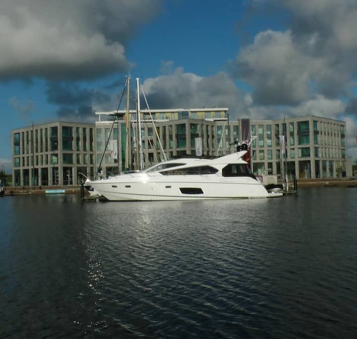"Newport Marina" Mit Außergewöhnlichem Hafenblick - Bremerhaven