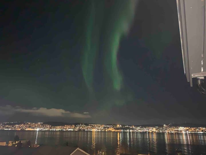 Cozy Home. Fantastic View And Parking - Tromsø