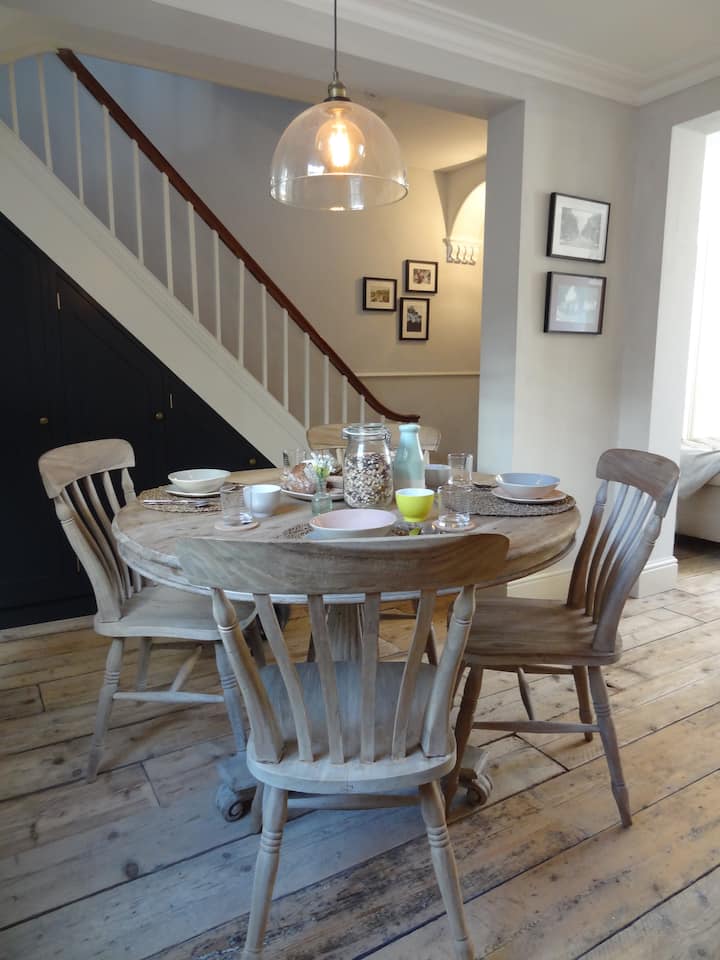 September Cottage - Brighton