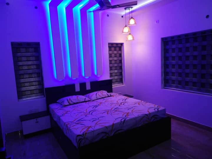 2 Bedroom House With Free Car Parking - Alappuzha