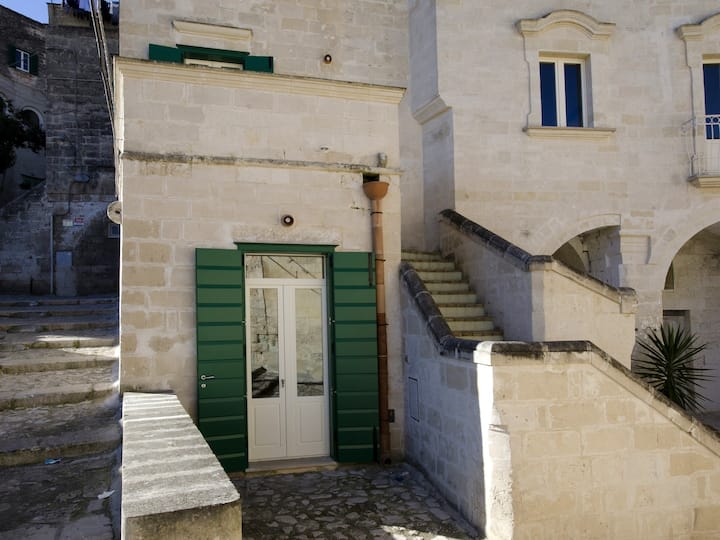 "Heart". Casa Vacanza Nel Cuore Dei Sassi. - Matera