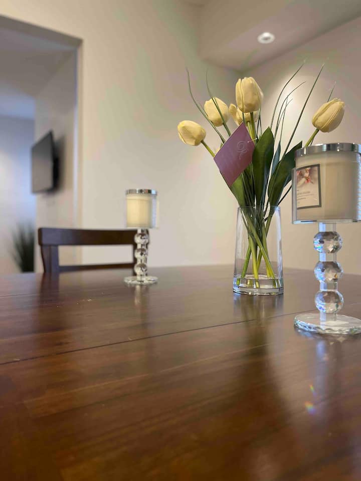 Lovely 2bedroom Apartment 5 Min. From Downtown Cle - Cleveland Heights, OH