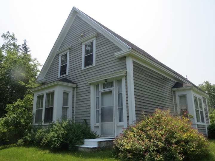 The Perfect Seashore Getaway - Liverpool, NS, Canada