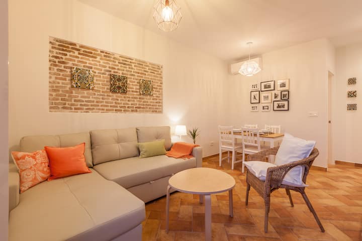 Luminoso ÁTico Terraza Comunitaria ,Centro Ciudad - Sevilla