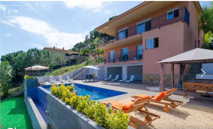 Beautiful Large Villa With A Private Pool.gleymar - Costa Brava