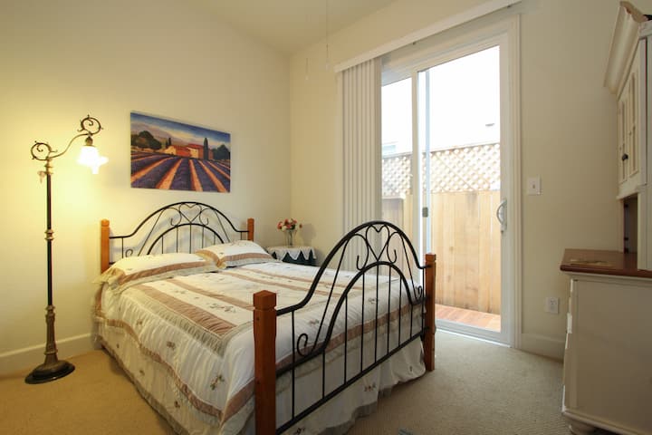 Sonoma Wine Country Room - Healdsburg