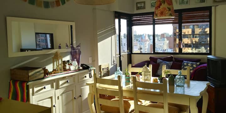 Amplio, Cómodo Y De Excelente Ubicación. - Córdoba, Argentina