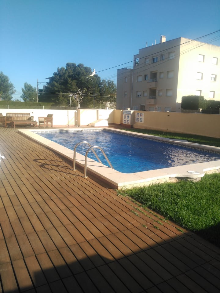 Con Terraza Acceso Directo A Piscina Comunitaria - Miami Playa