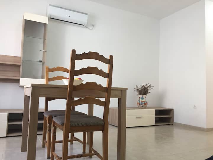 Yellow Apartment For Two - Baška