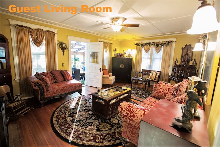 Cozy B&b Just Off The Uri Campus (Room 2) - Narragansett, RI