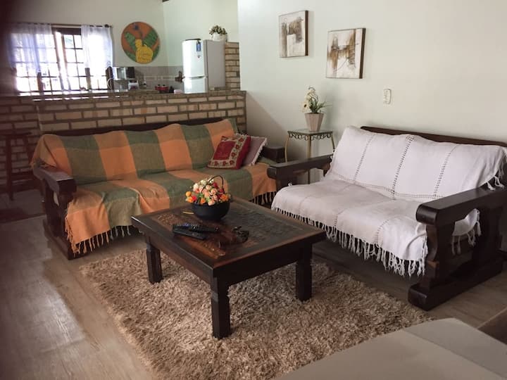 Linda Casa Com Piscina Em Penha - Penha