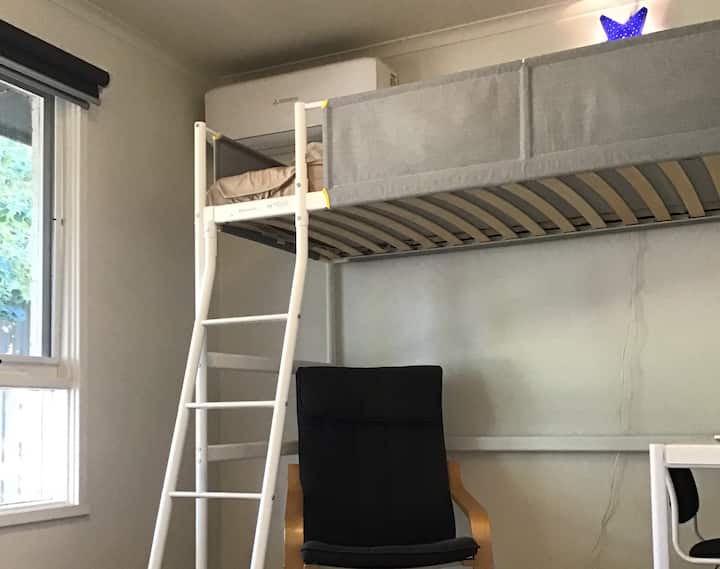 Premium Private Room , Close Train Station - リリーデール