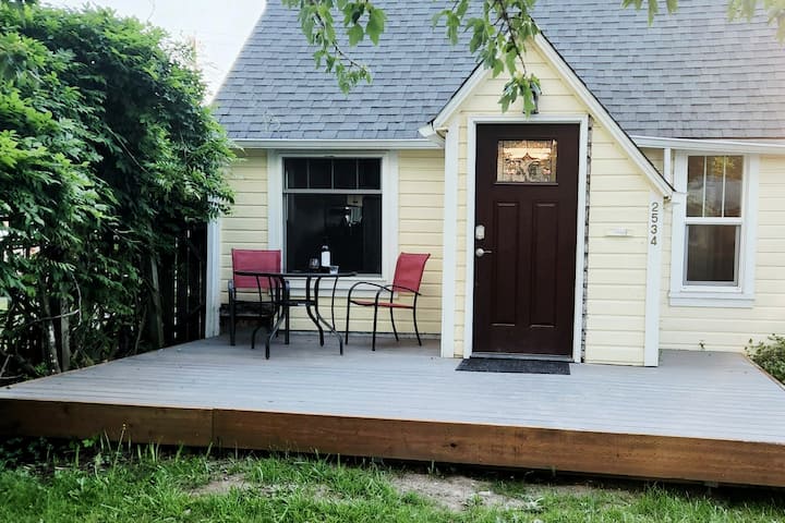 Rebuilt Charming Cottage - So. Campus -Spruce - Eugene, OR