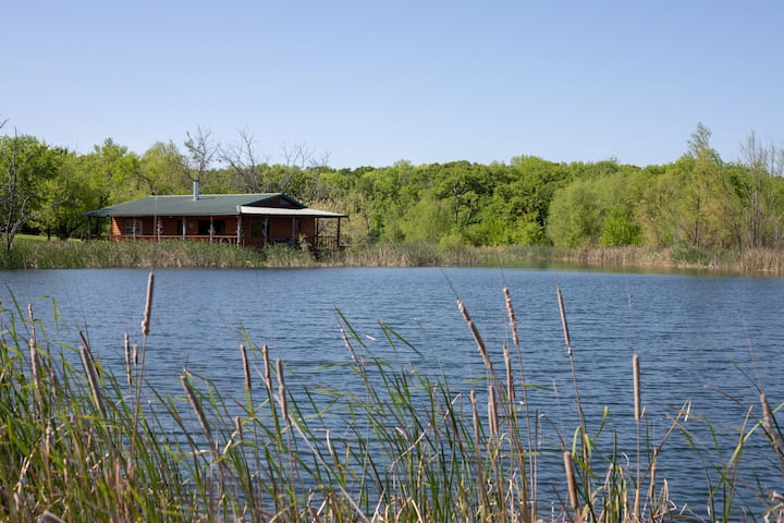 Dos Equis Ranch Lake Cabin- Your Private Excape - Ada, OK