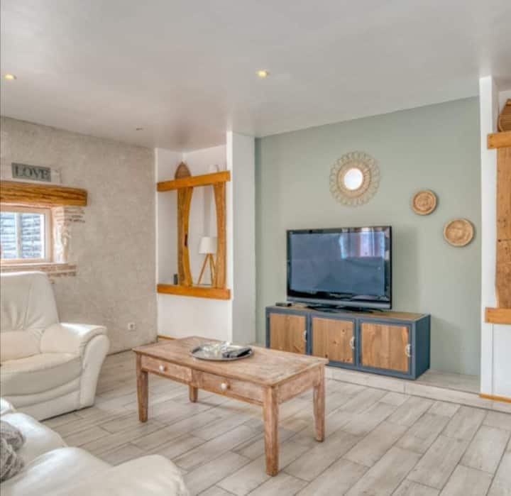 Gîte De La Bonbonnière  Gelegen In Penne-d'agenais - Lot-et-Garonne