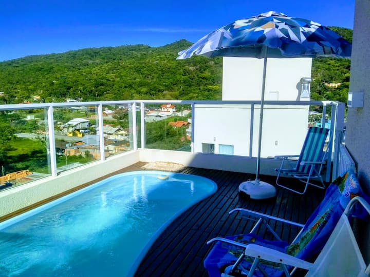 Piscina Privada! 3 Quartos, 8 Pessoas, 450m Praia. - Bombinhas