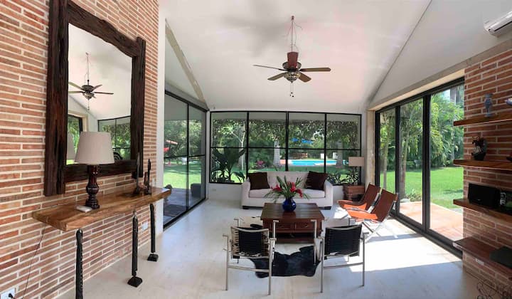 Moderna Finca Y Casa Campestre En Potrerito , - Jamundí
