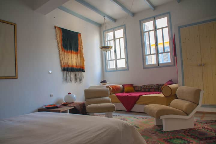 Private Room Essaouira Médina Free Wifi - Red Room - Essaouira