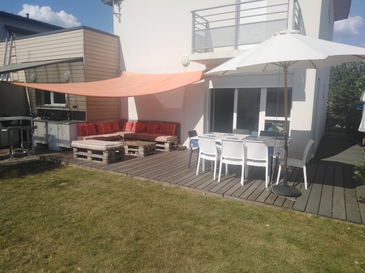 Maison Récente -3 Chambres - Jardin Clos - Vannes