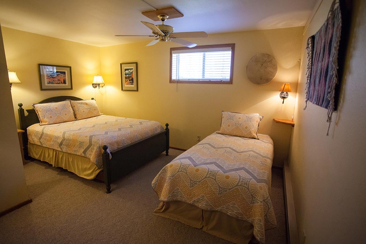 Moenkopi Kayenta Suite at Castle Valley Inn B&B - Bed and breakfasts ...
