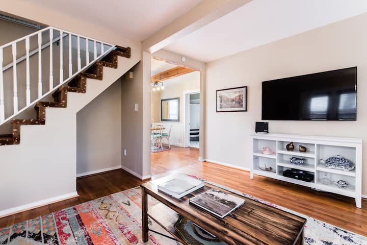 Entire Home -Top 10 Centrally Located In Fw - Lake Worth, TX