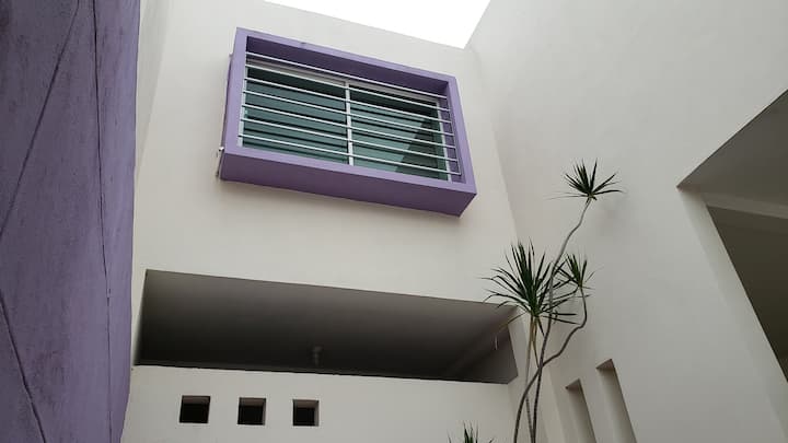 “Casa Morada” Acogedora (1-4 Personas) - Colima