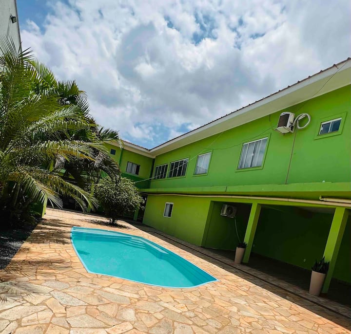 Casa/pousada Com Piscina (4 Min Do Shopping) - Sinop