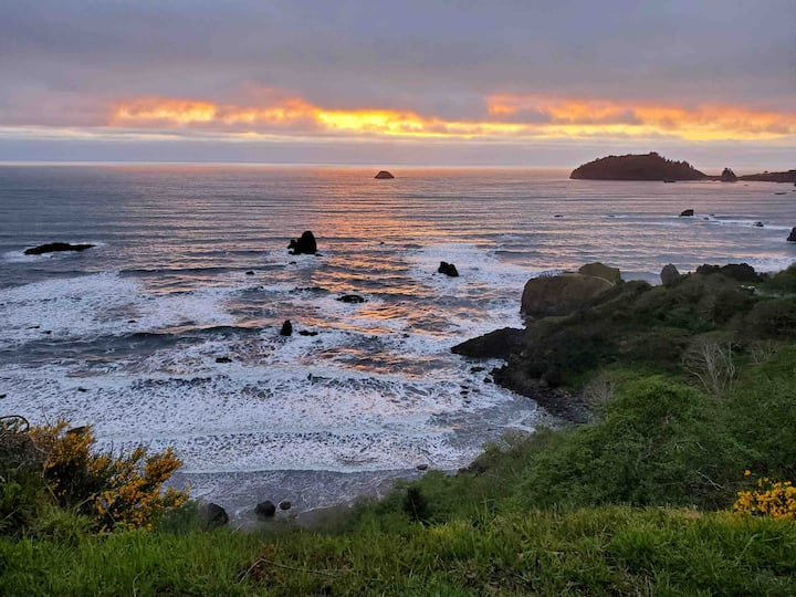 Trinidad Bluff House - Panoramic, Whitewater View - Trinidad, CA