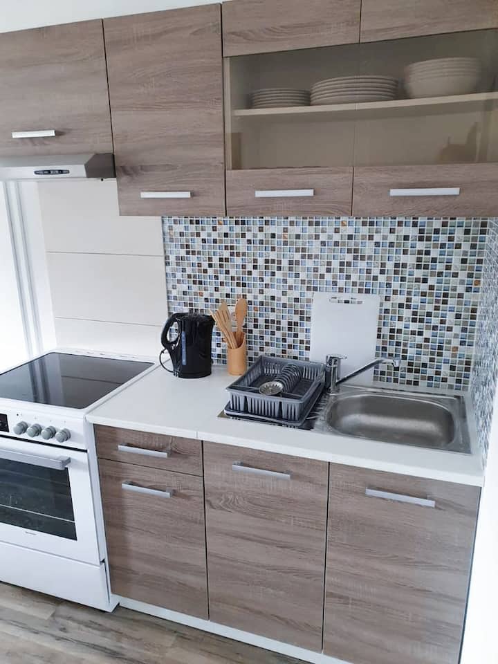 2 Apartment Mit 4 Schlafzimmer - Cottbus