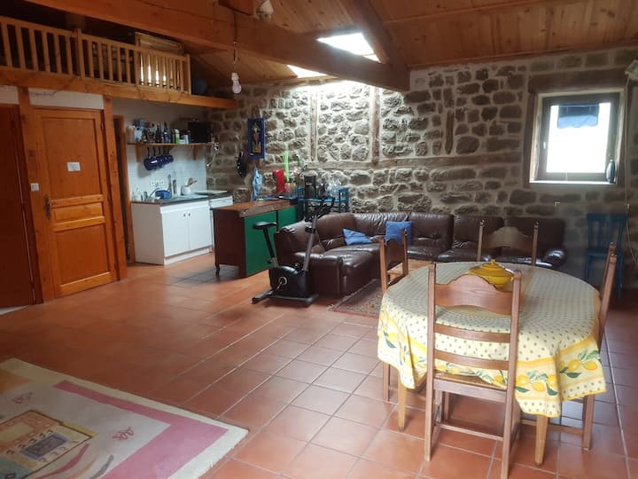 Gîte De Charme Devant La Chaîne Du Mezenc - Le Cheylard