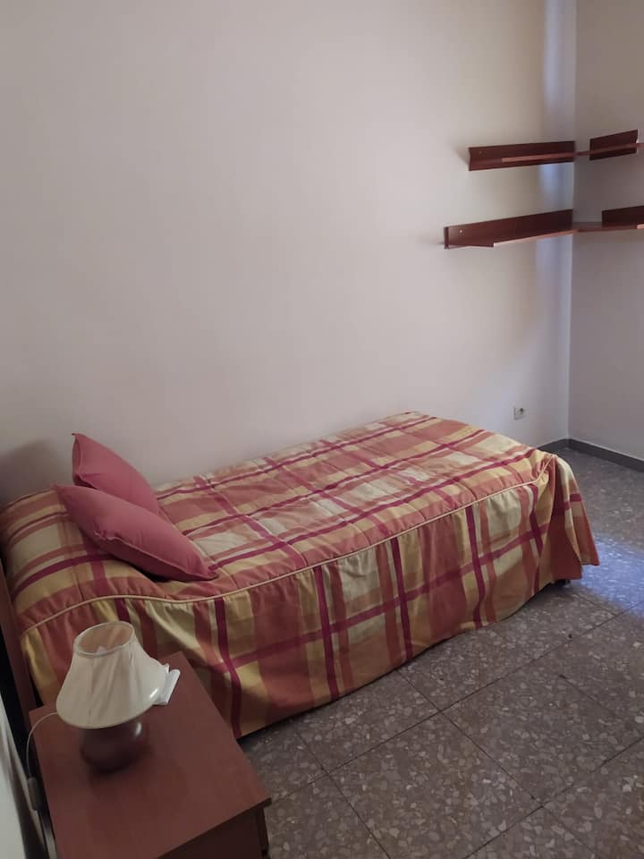 Habitación Para Estudiantes - Ciudad Real