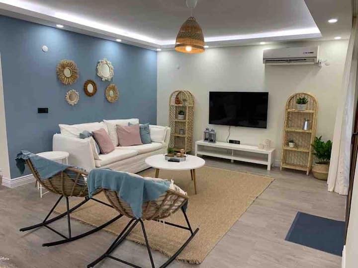 Peaceful Sea View. 3 Bedrooms House W/ Basement. - Carigrad