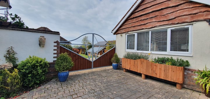 Marissa,
 Self Contained  2 Bedroom Bungalow. - Budleigh Salterton