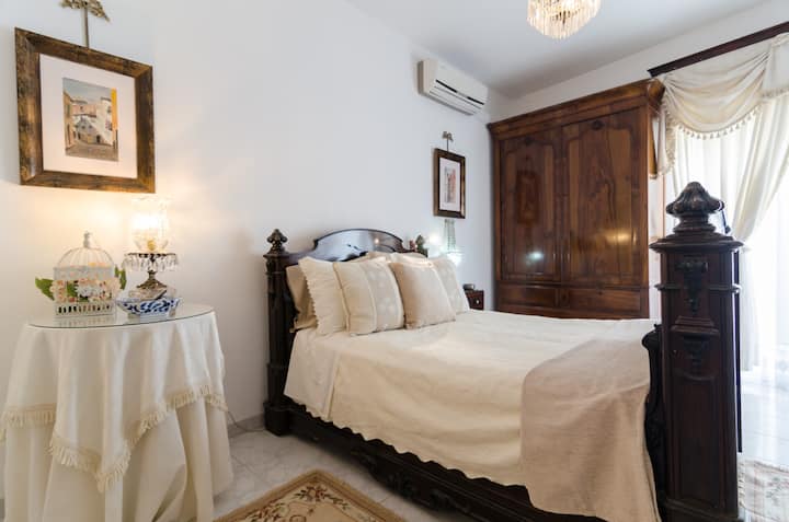 A Studio In A House With A Garden! - Lagos